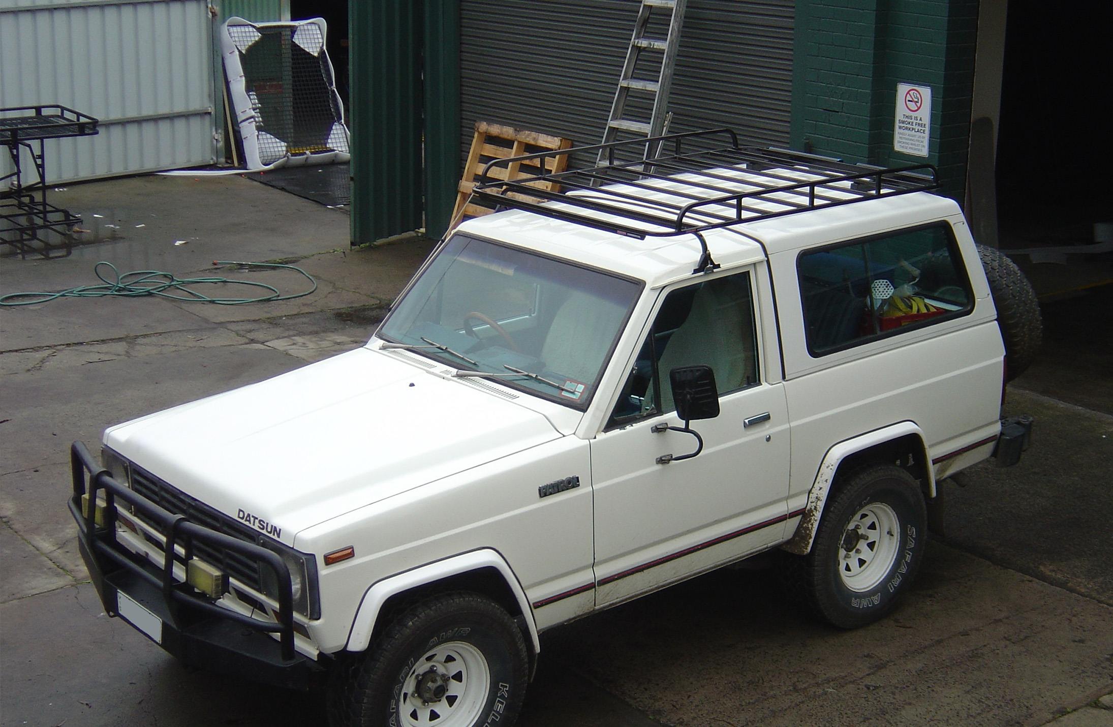 Nissan Patrol SWB Fibreglass (06/80 - 01/88) Commercial Max Platform ...
